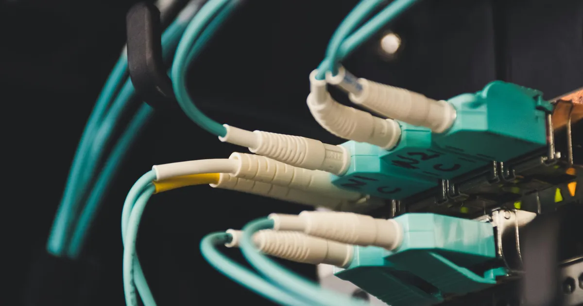 Cable Vs Fiber - Internet Guide [2026]